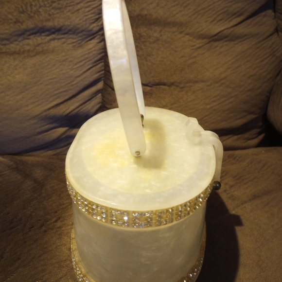 Wilardy | Bags | Vintage 95s Wilardy Lucite Box Pursemarbilized Pearl ...